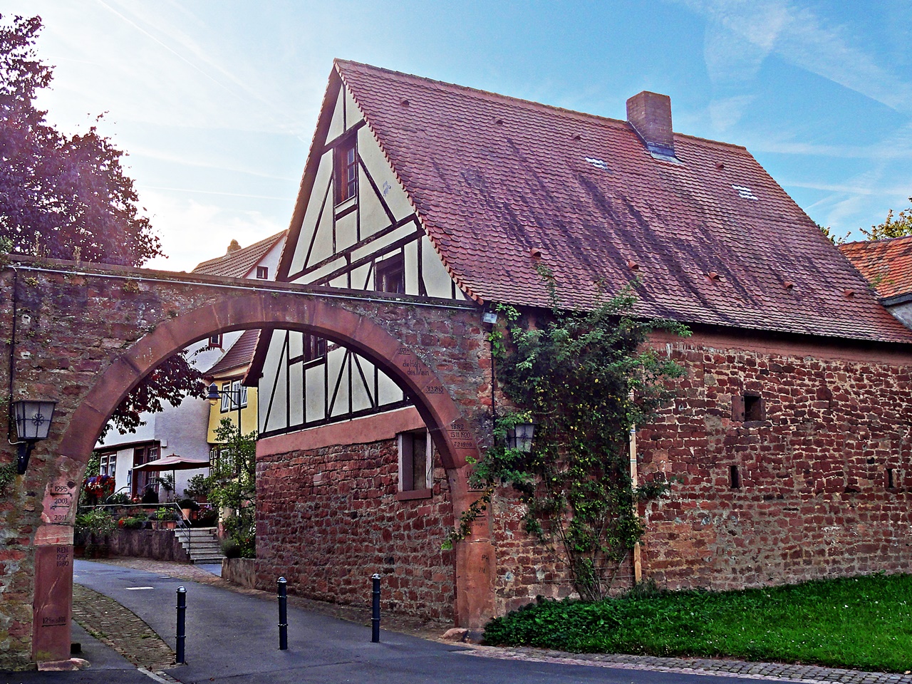 Kleinheubach - History - DREI AM MAIN
